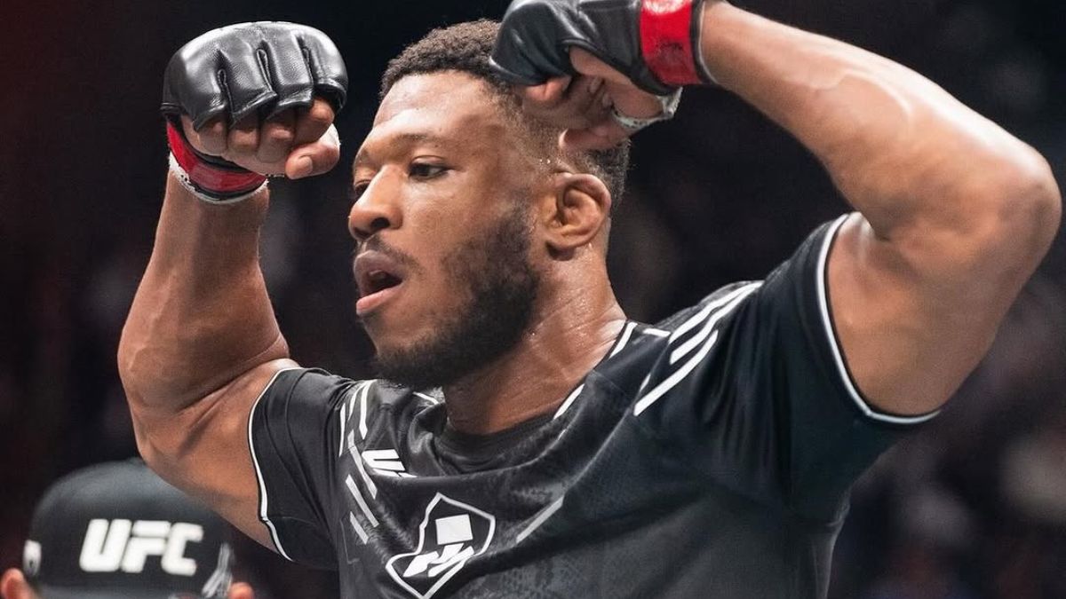 Oumar Sy s'impose par TK.-O face contre Riberio à l'UFC Par... | Sports ...